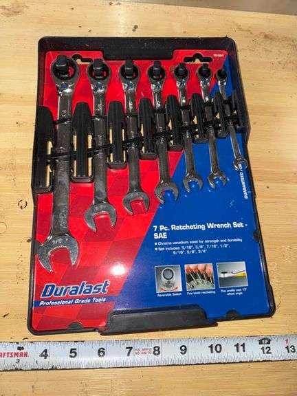 Duralast ratcheting wrench set • Sae • Garage 2 - Duck Soup Auctions