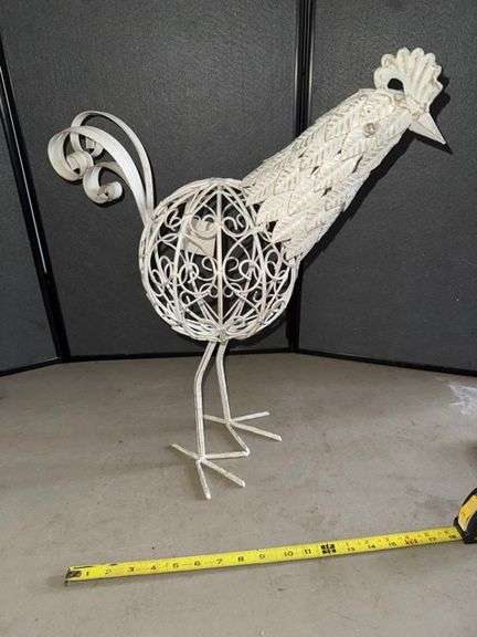 Metal chicken decor • 21” • Kitchen - Duck Soup Auctions
