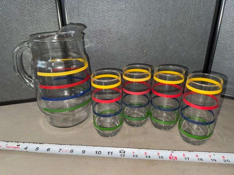 Pitcher and glassware set • Vintage • Kitchen - Duck Soup Auctions