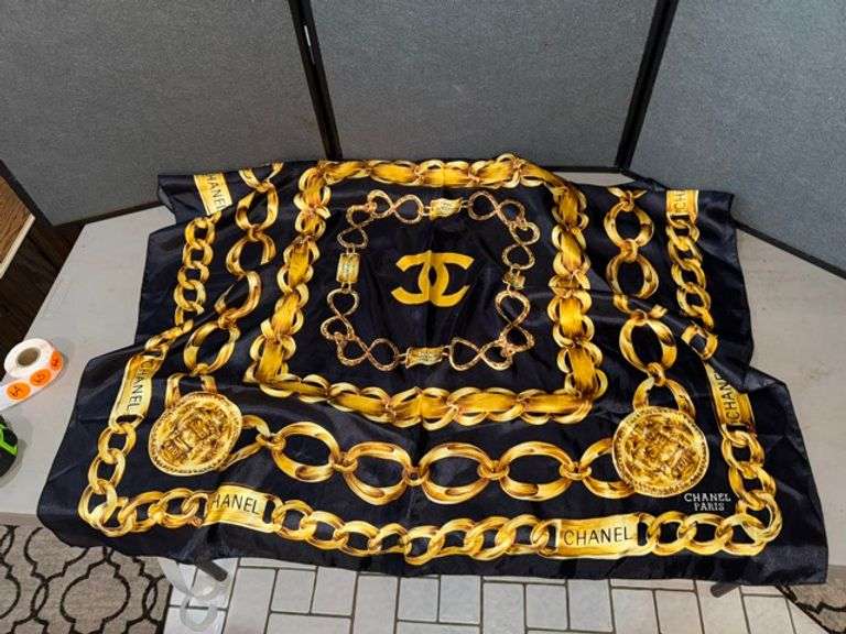 Chanel Scarf chain large size silk • Kitchen - Duck Soup Auctions