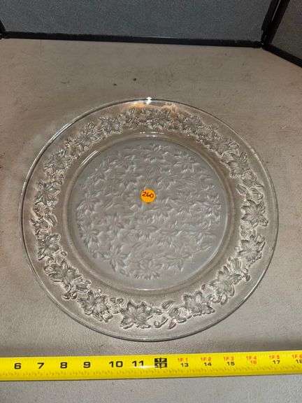 Princess house fantasia serving platter • Kitchen - Duck Soup Auctions