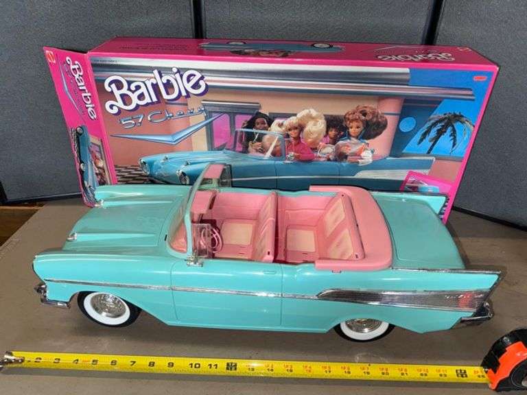 Barbie 57 Chevy car • Warehouse - Duck Soup Auctions