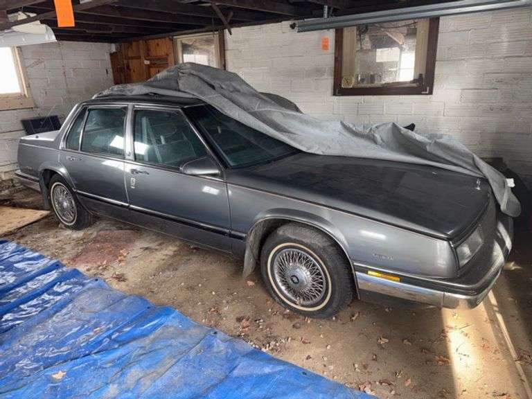 1988 Buick LeSabre. Clear title. Known to have bad fuel injectors and a ...