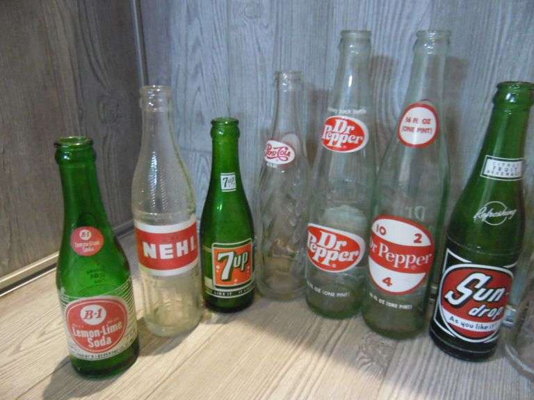 Assorted Soda Bottles - Dunker Auction