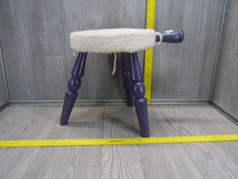 Milking Stool - Dunker Auction