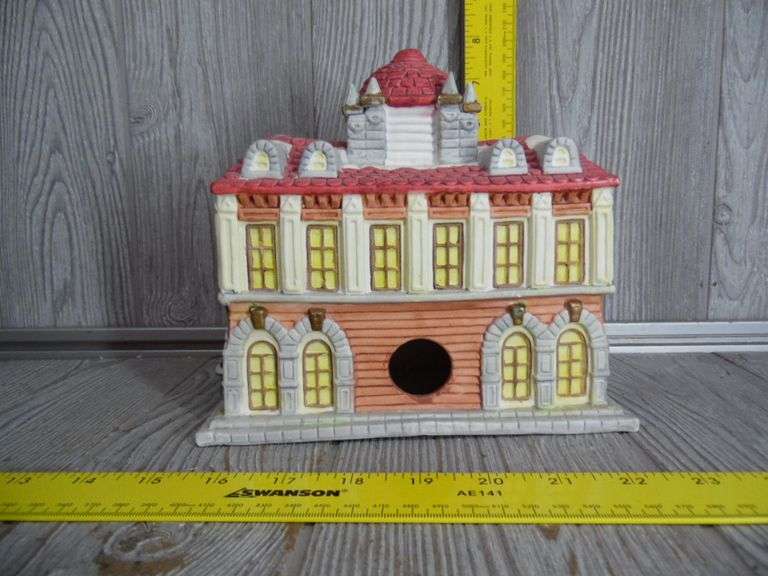 Ceramic Train Station - Dunker Auction