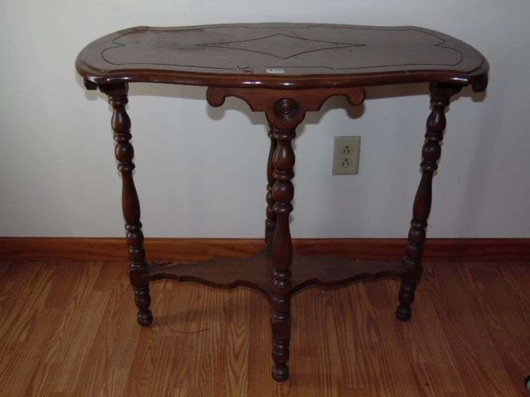Oval Parlor Table - Dunker Auction