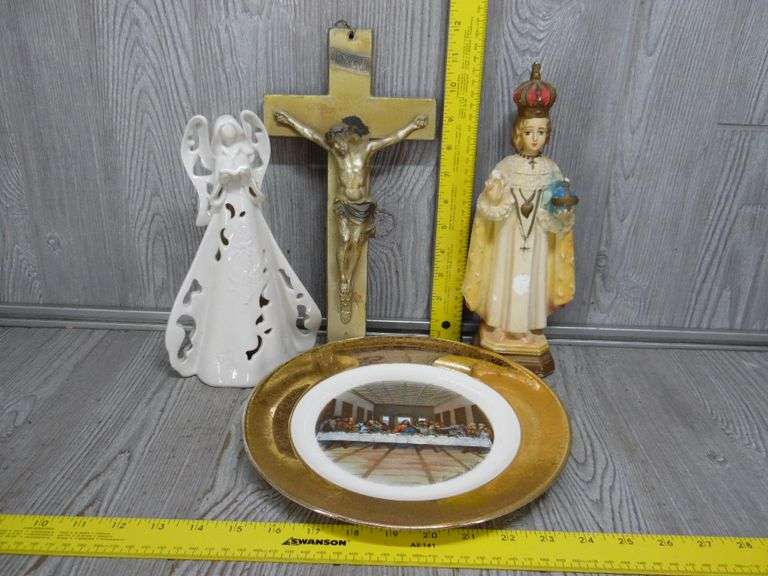 Religious Decorations - Dunker Auction