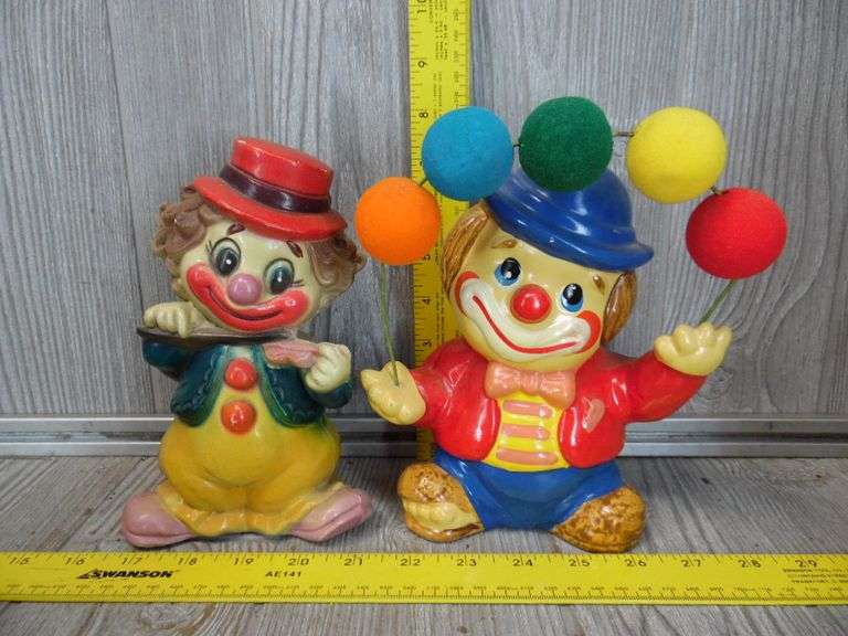 Clown Banks & Other Figurines - Dunker Auction