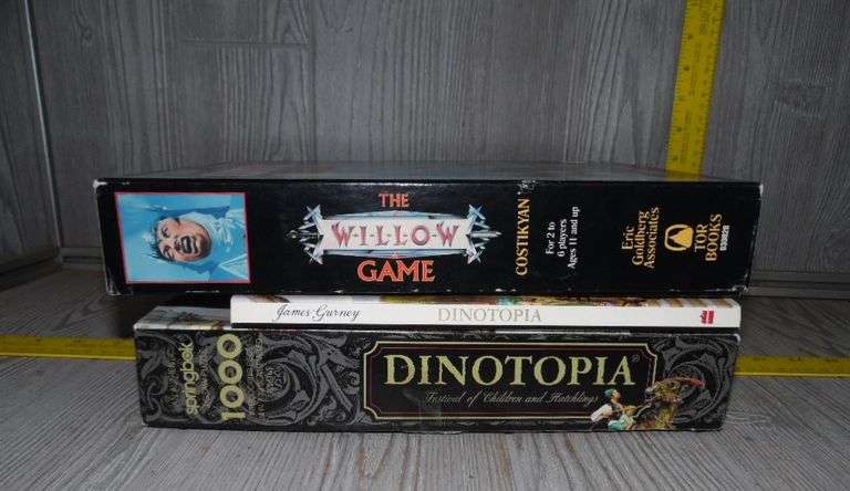 Dinotopia Puzzle & The willow Game - Dunker Auction