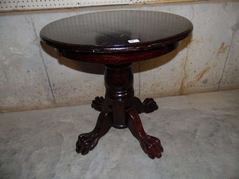 Round End Table - Dunker Auction