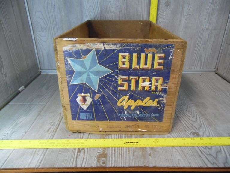 Blue Star Apple Crate - Dunker Auction