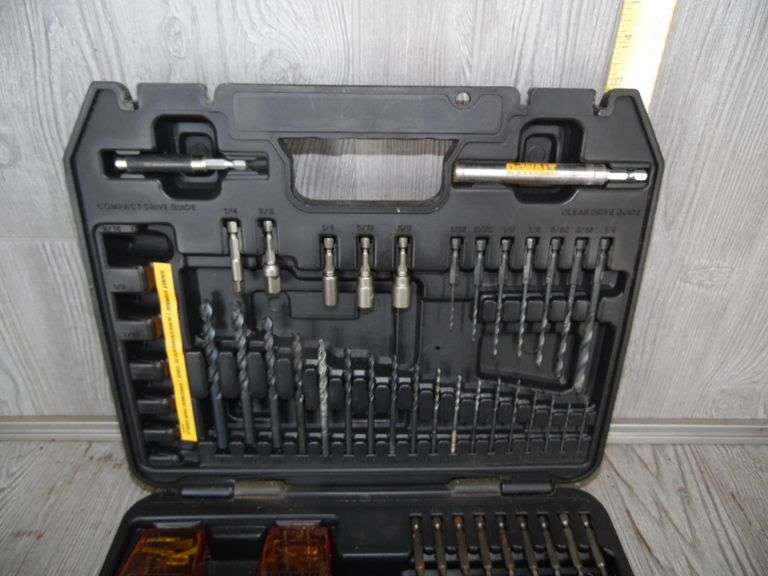 DeWalt Bit Set - Dunker Auction