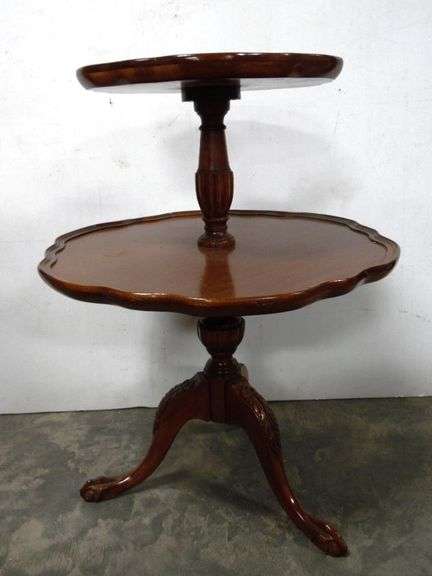 2 -Tier Table - Dunker Auction