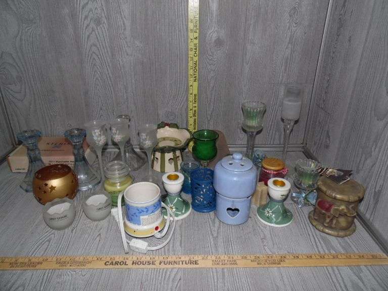 Assorted Candle Holders - Dunker Auction