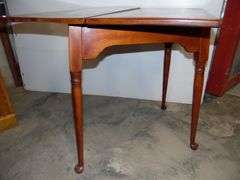 Cushman Colonial Creation Game Table - Dunker Auction