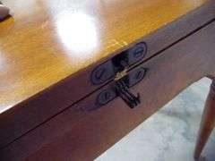 Cushman Colonial Creation Game Table - Dunker Auction