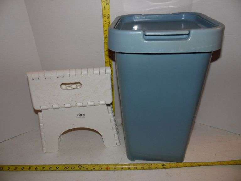 Folding Step Stool & Trash Can - Dunker Auction