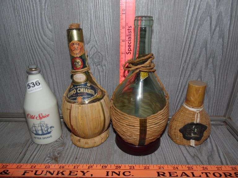Assorted Decorative Bottles - Dunker Auction