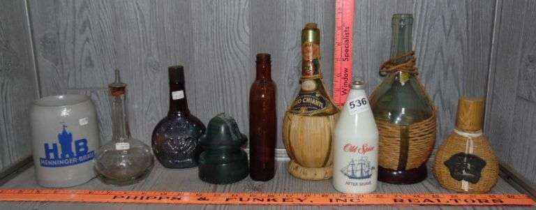 Assorted Decorative Bottles - Dunker Auction