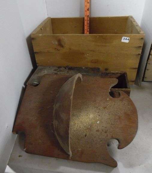 Primitive Wood Hangers & Metal - Dunker Auction