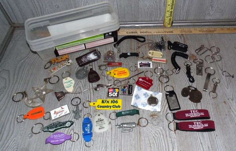 Assorted Key Chains - Dunker Auction