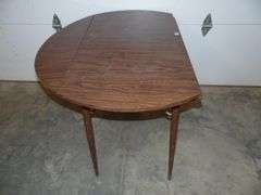 Drop Leaf Formica Kitchen Table - Dunker Auction