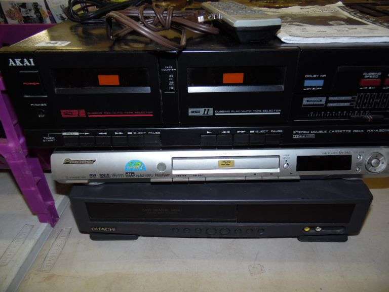 AKAI Cassette Player, Pioneer DVD & Hitachi VHS Player - Dunker Auction