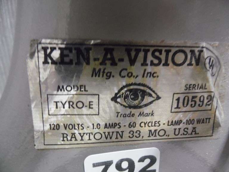 Ken-A-Vision Microscope Model TYRO-E - Dunker Auction