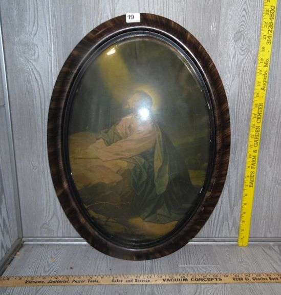 Oval Jesus Picture - Dunker Auction