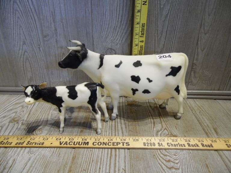 Cow Models - Dunker Auction
