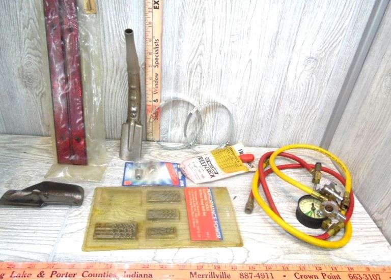 Cutting Tools, Oil Can Spouts & Misc. - Dunker Auction