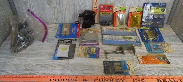 Assorted Hardware - Dunker Auction