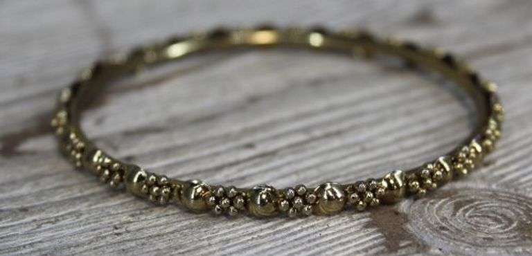 Nine Bracelets - Dunker Auction