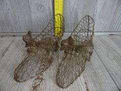 Wire Basket and Wire Shoe Decorations - Dunker Auction
