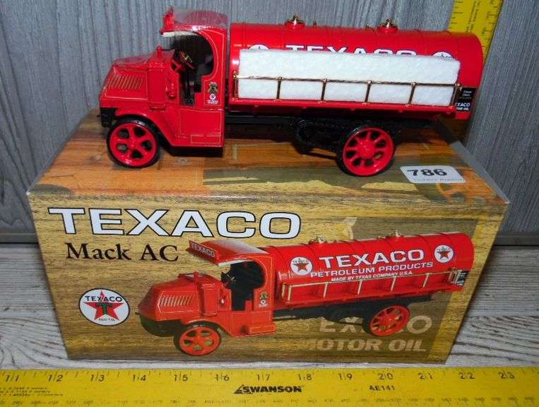 Texaco Mack AC Die Cast Tanker - Dunker Auction