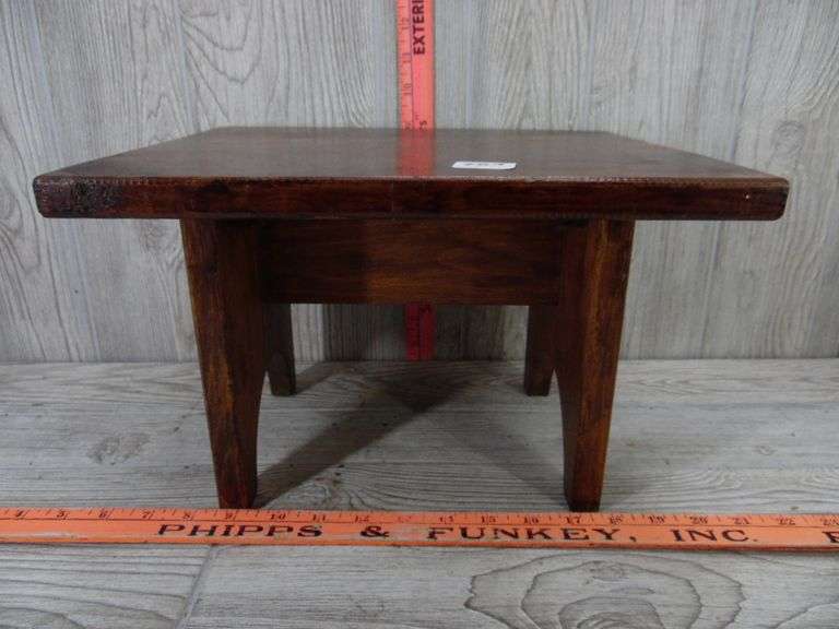 Wood Stool - Dunker Auction