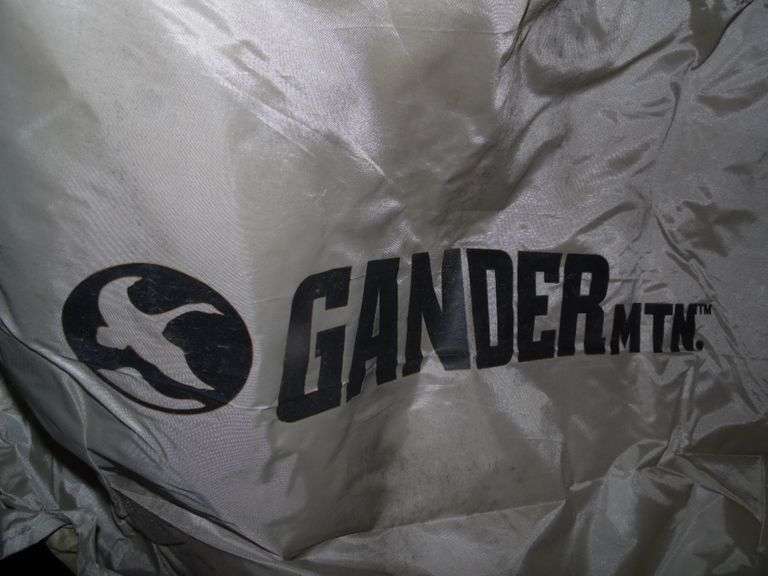 Gander Mtn. Canopy Sides - Dunker Auction