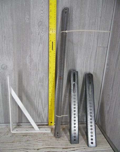 Drill Paint Stirers & Misc. - Dunker Auction