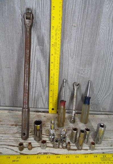 Assorted Craftsman Tools & Others - Dunker Auction