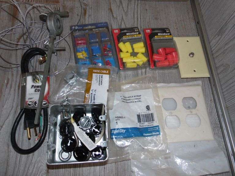 Assorted Hardware - Dunker Auction