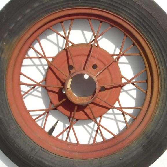 3 - 1930/1931 Model A Wheels - Dunker Auction