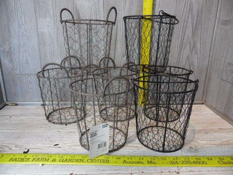 Wire Decor Baskets - 4 Gray & 3 Black - Dunker Auction