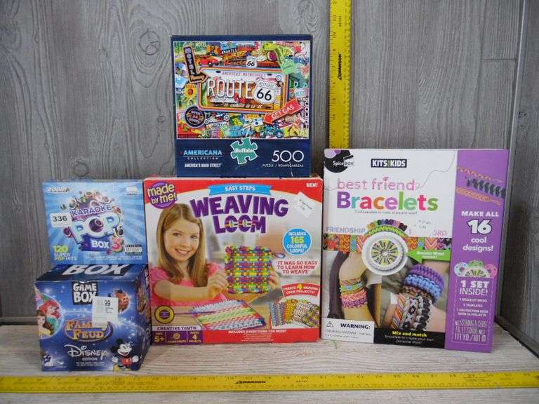 Puzzle, Bracelet Kit (Not complete), Weaving Loom & Game Box - Dunker ...