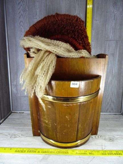 Wood Bucket Magazine Rack - Dunker Auction