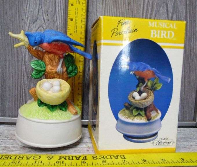 Assorted Collectables - Dunker Auction