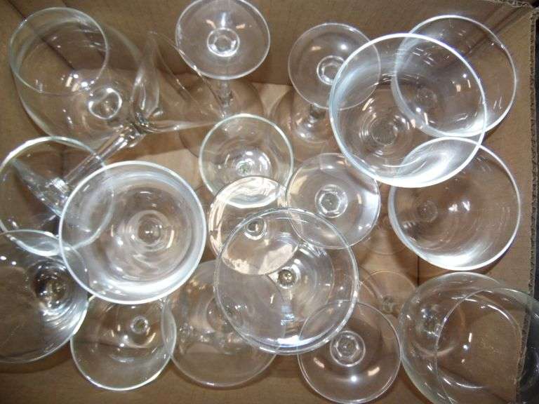 Assorted Bar Glasses - Dunker Auction