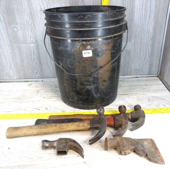 Hammers & Axe Head - Dunker Auction