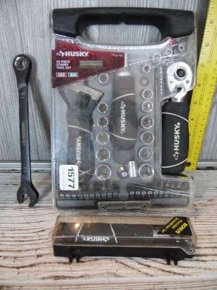 Huskey Tool Set & Screwdriver Set - Dunker Auction