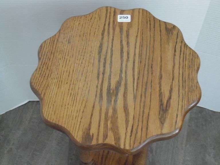 Oak Four Spindle Plant Stand: 14 1/2" x 24" - Dunker Auction